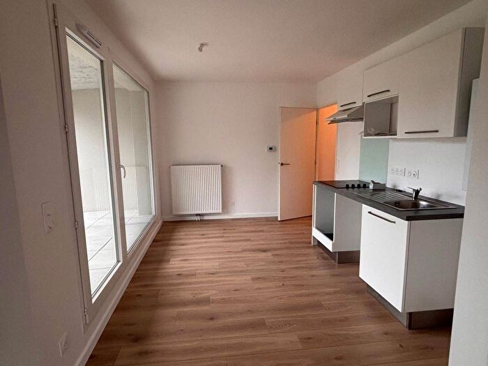 Appartement à louer - Chemin Vert-Europe, Reims - 2 pièces - 1 chambre