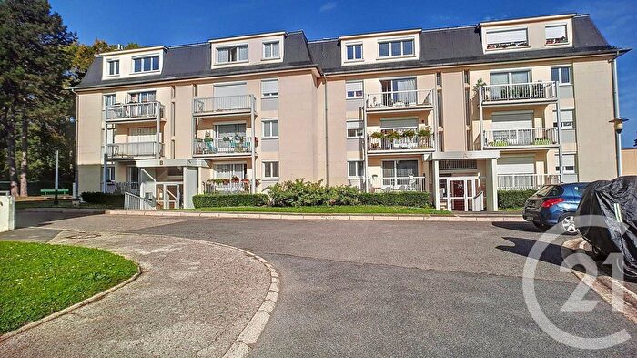 Appartement à louer - Crépy-en-Valois - 2 pièces - 1 chambre