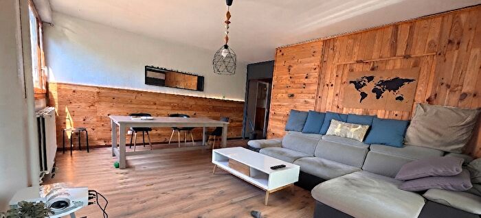 Grenoble, Village Olympique - Appartement 4 pièces à vendre