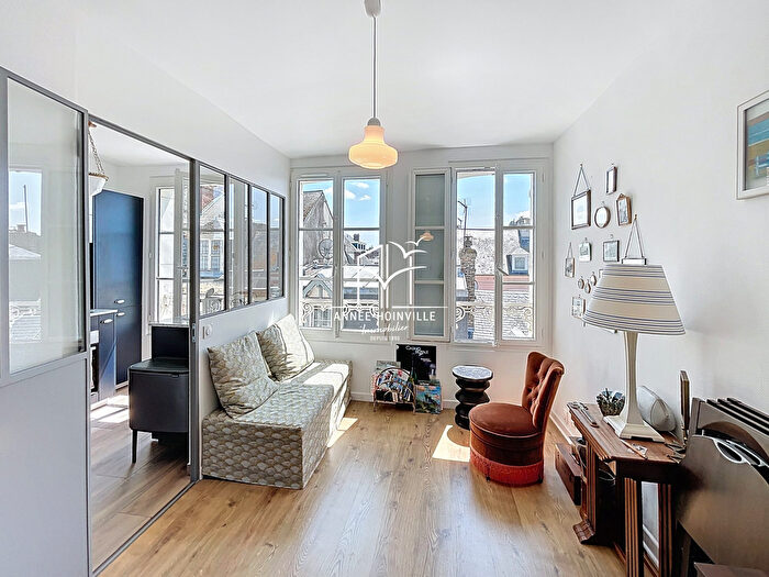 Appartement à vendre - Trouville-sur-Mer - 3 pièces - 2 chambres