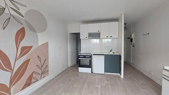 Appartement 2 pièces à louer à Centre Ville-Isambard, Évreux