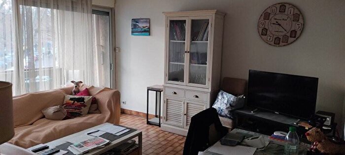 Appartement à louer - Périurbain Sud, Bagnols-sur-Cèze - 3 pièces - 2 chambres