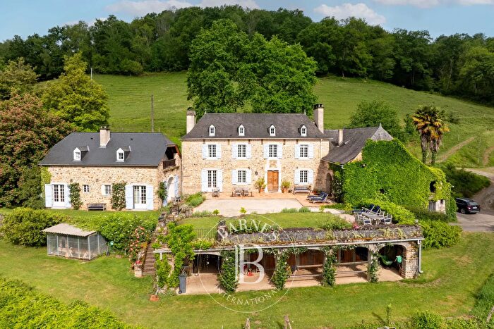 Maison à vendre - Pau - 10 pièces - 5 chambres