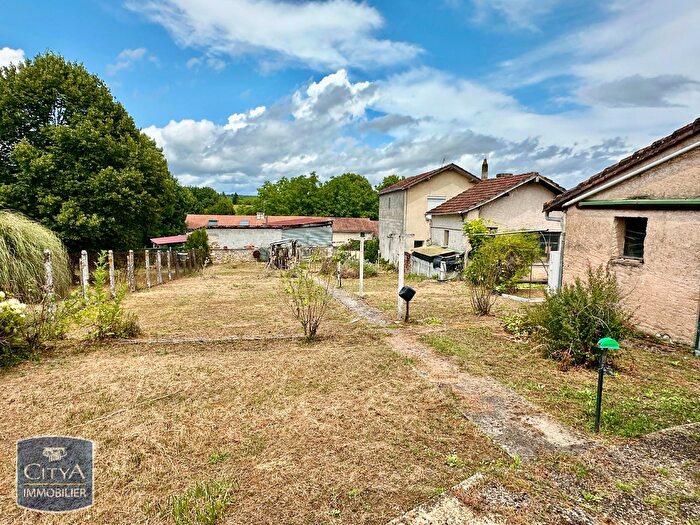 Maison à vendre - Négrondes - 8 pièces - 4 chambres