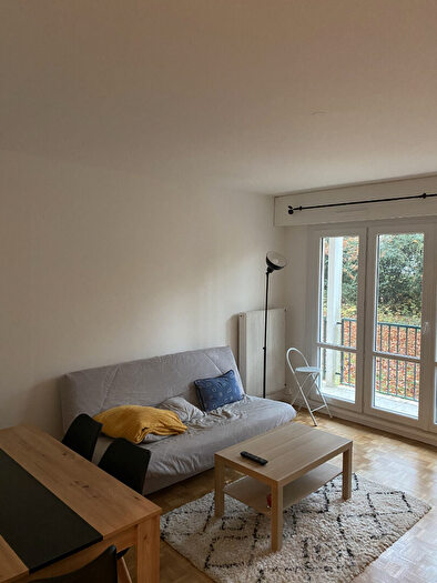 Olivet, Larry, Coin Rond, Lorette : Appartement 3 pièces à louer