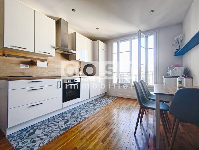 Appartement 3 pièces à Courbevoie, Bécon, à vendre