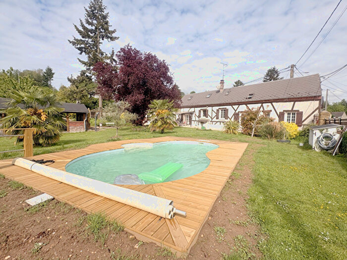 Maison 7 pièces à vendre à Sainte-Geneviève