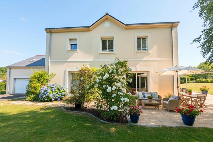 Maison à vendre - La Chapelle-sur-Erdre, Vrière, Cahéraux, Cotalard, La Chesnaie - 7 pièces - 5 chambres