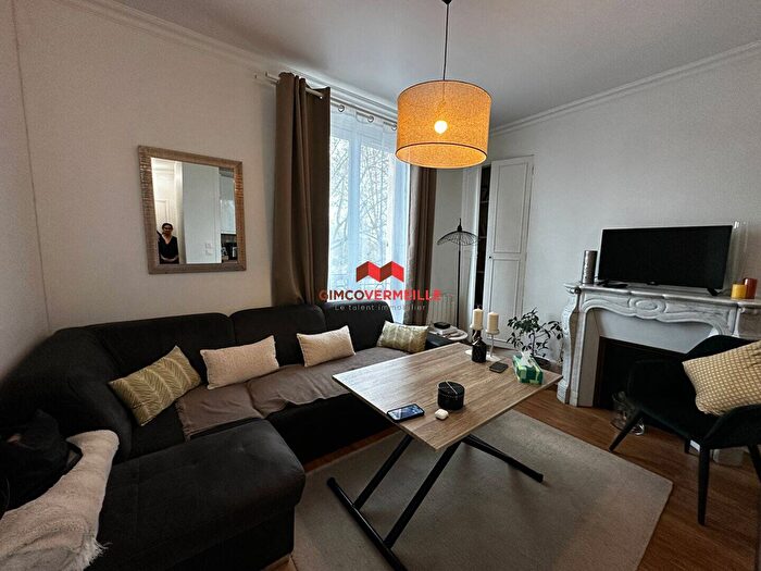 Appartement à louer - Bord de Seine, Bougival - 2 pièces - 1 chambre