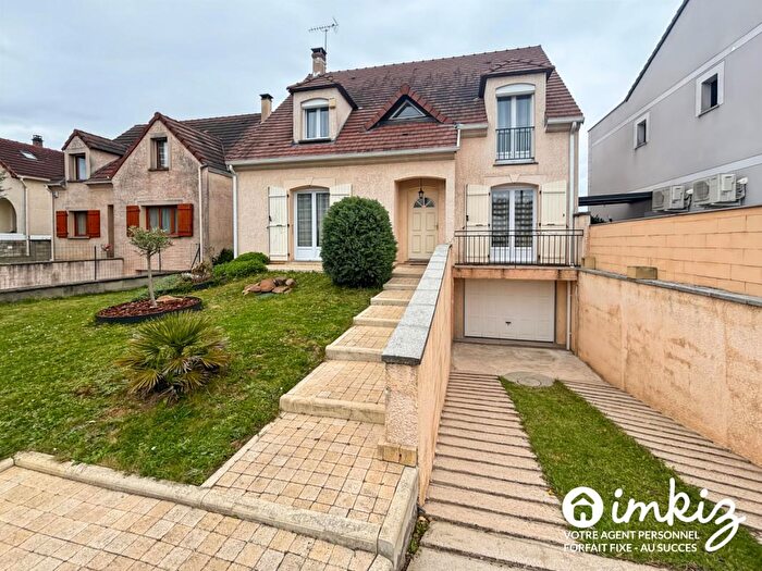 Brunoy, Sud : Maison 6 pièces à vendre