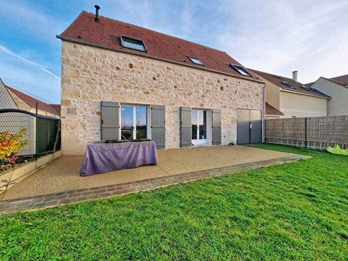 Maison à vendre - Marines - 6 pièces - 4 chambres