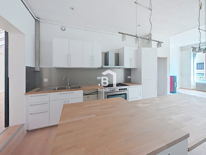 Appartement 7 pièces à vendre à Voiron, Centre-ville, Gare