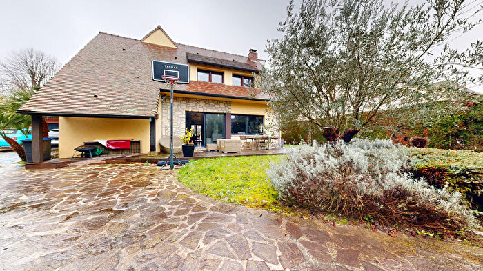 Maison à vendre - Thiais, Clury, Victor Hugo - 10 pièces - 5 chambres