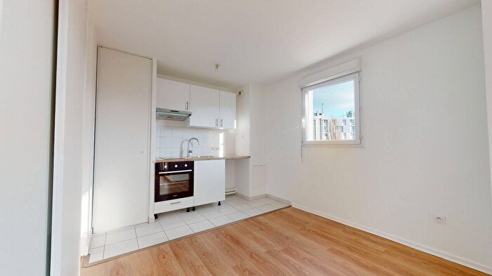 Appartement à louer - Saphir, Longjumeau - 1 pièce