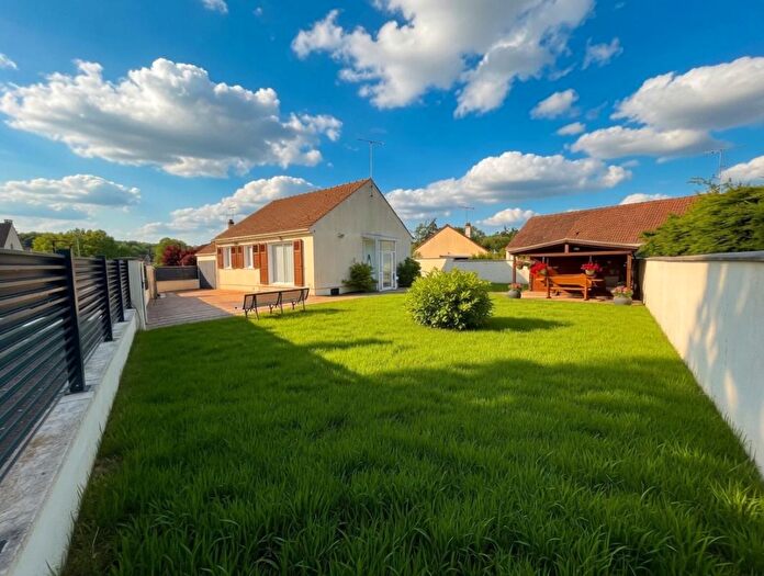 Maison à vendre - Saint-Pierre-lès-Nemours - 5 pièces - 3 chambres