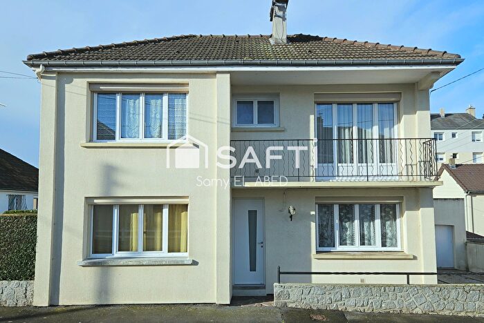 Maison à vendre - Saint-Lô, Est - 6 pièces - 4 chambres