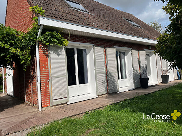 Maison 7 pièces à Louvil, à vendre