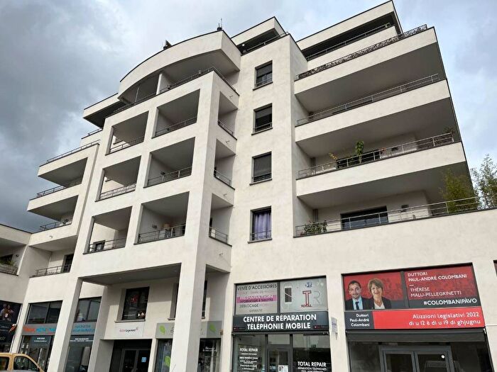 Appartement à louer - Maréchal Juin, Ajaccio - 2 pièces - 1 chambre