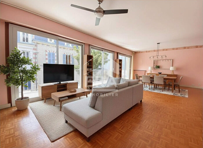 Appartement 5 pièces à vendre à Orléans, Dunois, Châteaudun