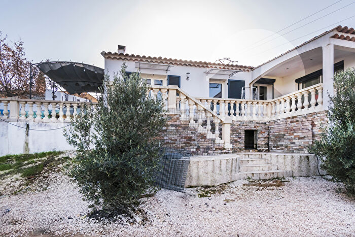 Maison à vendre - Saint-Maximin-la-Sainte-Baume, Clos de Roques - 4 pièces - 3 chambres