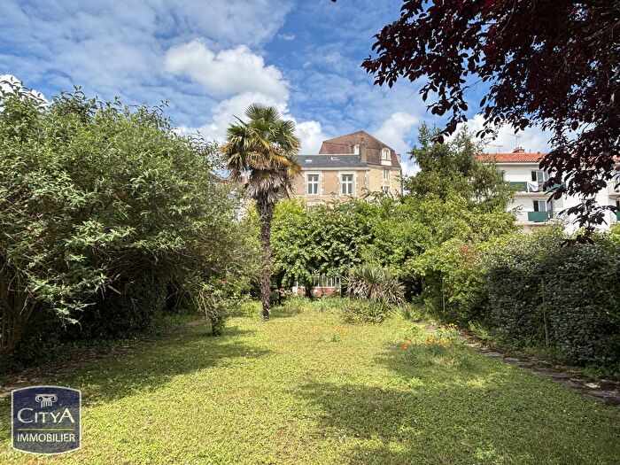 Maison 6 pièces à Poitiers, Centre-ville, à vendre