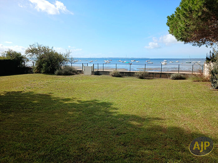 Maison 10 pièces à vendre à Andernos-les-Bains, Broustey, Falgouët