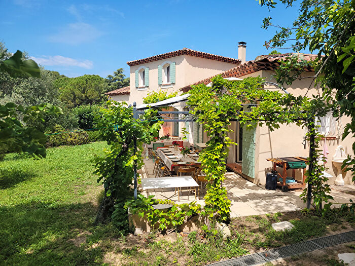 Maison à vendre - Marseille e , Saint-Mitre - 5 pièces - 4 chambres