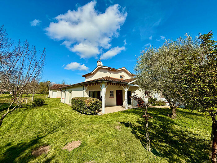 Maison à vendre - Villeneuve-sur-Lot, Eysses - 4 pièces - 3 chambres