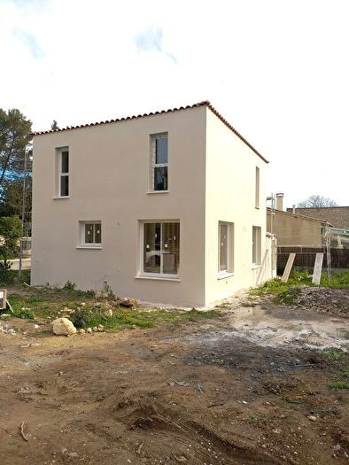 Maison 4 pièces à Beauvoisin, à vendre