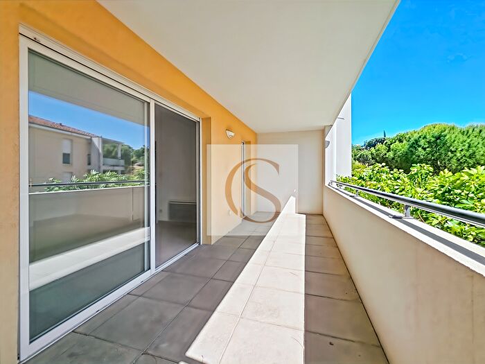Fréjus, Caïs : Appartement 4 pièces à vendre