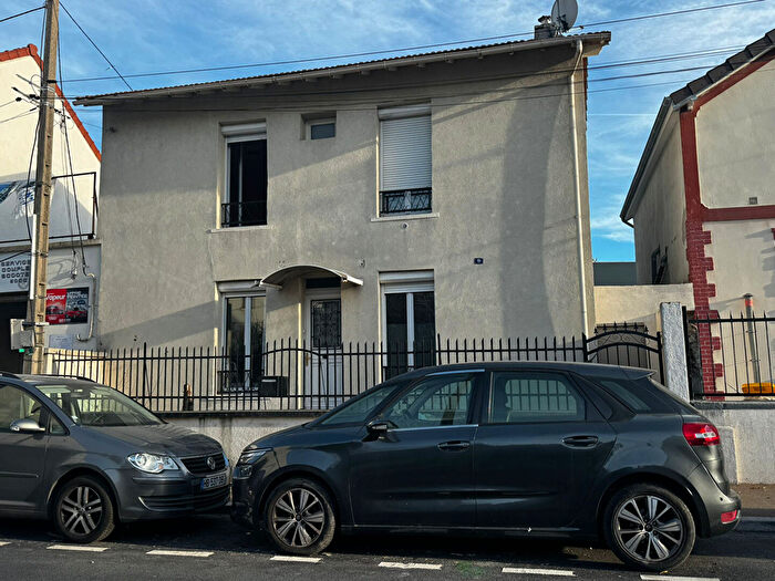 Aubervilliers, Landy-Plaine, Marcreus, Pressensé : Maison 7 pièces à vendre
