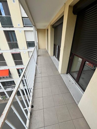 Saint-Étienne, Bernay, Valfuret : Appartement 3 pièces à louer