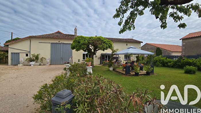 Maison 5 pièces à vendre à Blanzay