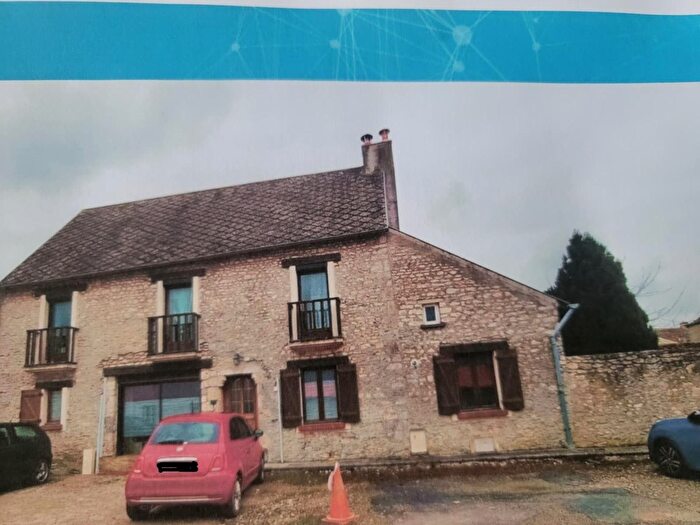 Maison à vendre - Le Puiset - 6 pièces - 5 chambres