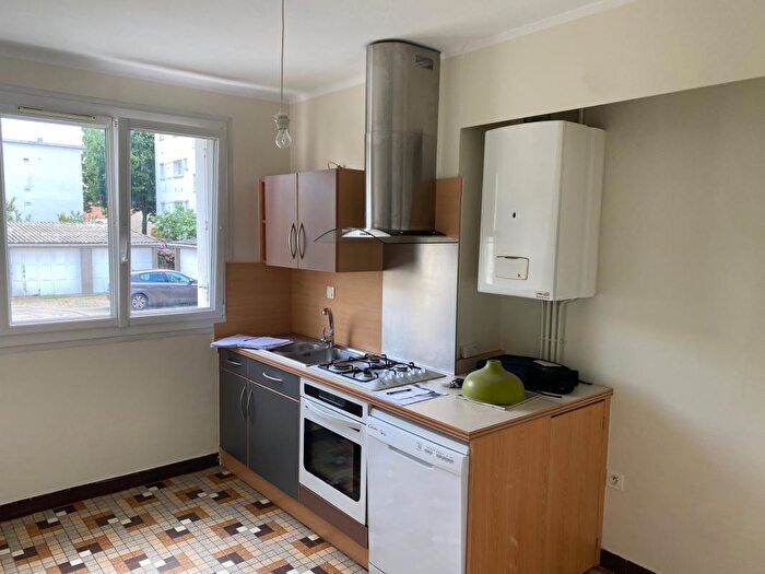 Nantes, Eraudière, La Marrière, Rond-point de Paris - Appartement 4 pièces à louer