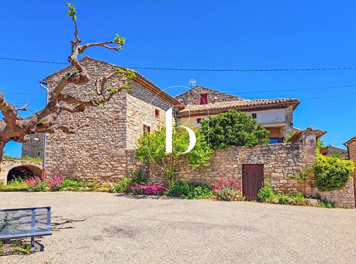 Maison 5 pièces à Barjac, à vendre