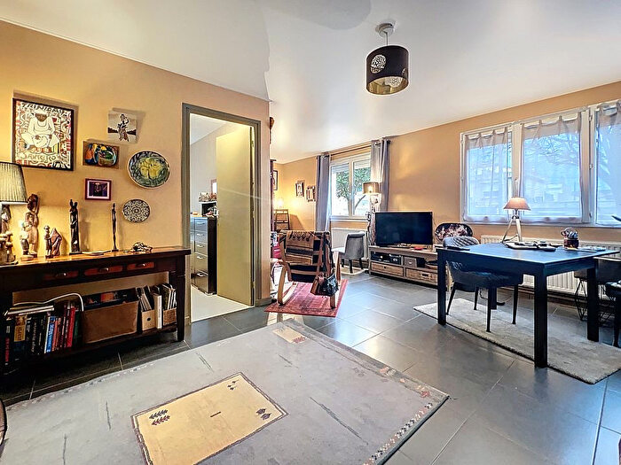 Appartement à vendre - Valence, Valensolles - 3 pièces - 1 chambre