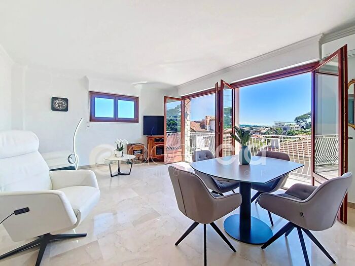 Appartement à vendre - Le Cannet, Bas Cannet - 4 pièces - 3 chambres