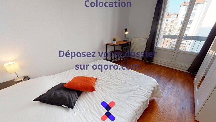 Appartement à louer - Confluence, Lyon ème arrondissement - 6 pièces - 5 chambres