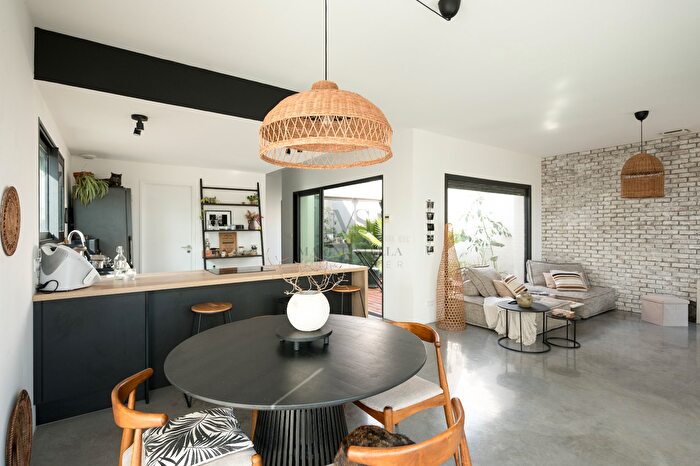 Maison à vendre - Bessan - 4 pièces - 4 chambres