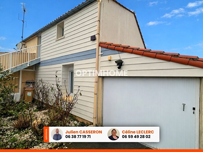 Maison à vendre - Saint-Michel-en-lHerm - 8 pièces - 4 chambres