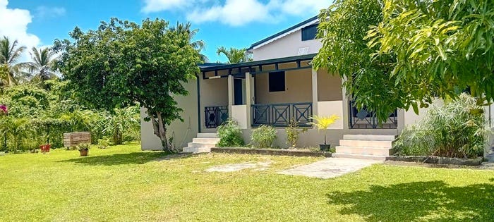Maison 3 pièces à Sainte-Anne, à louer