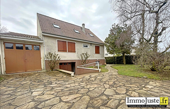 Maison à vendre - Magny-les-Hameaux - 5 pièces - 4 chambres