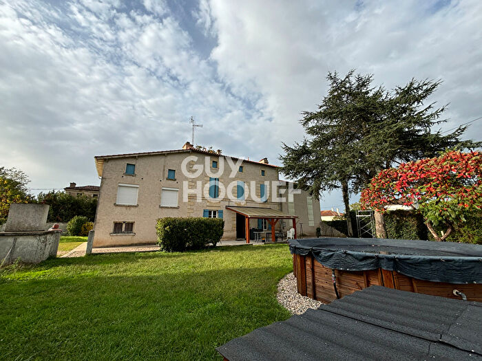 Maison à vendre - Sainte-Bazeille - 10 pièces - 4 chambres