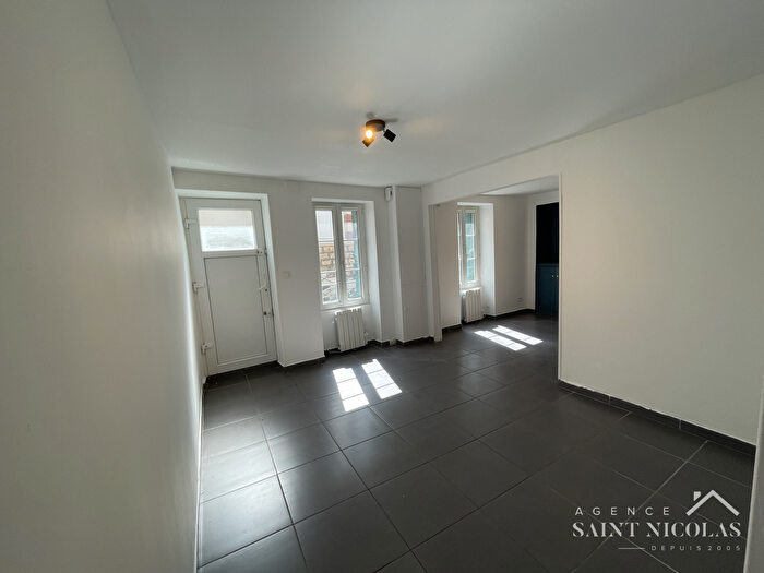 Appartement à vendre - Les Mureaux, Centre-ville - 4 pièces - 4 chambres