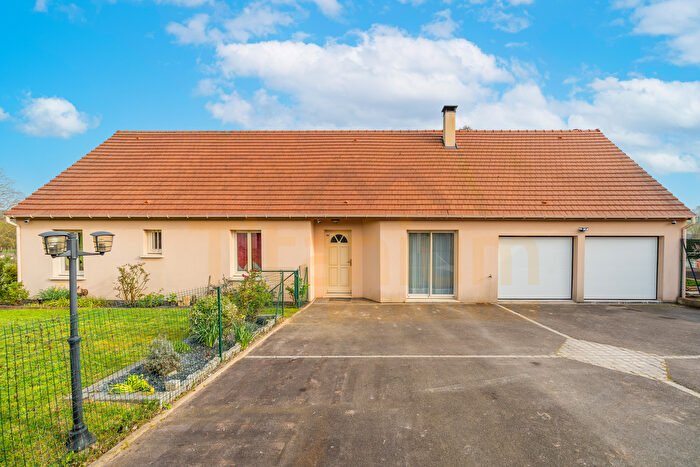 Maison à vendre - Saint-Clair-sur-Epte - 6 pièces - 3 chambres