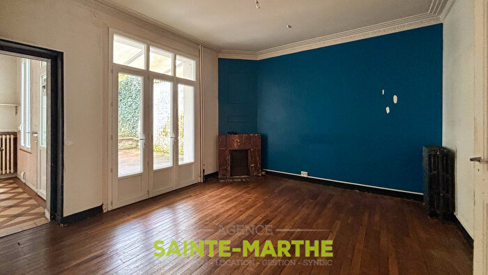 Maison à vendre - Niort, Centre-ville - 6 pièces - 5 chambres