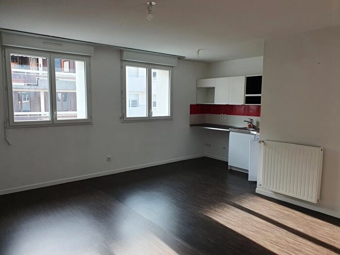Appartement à louer - Clermont-Ferrand, Vallières, Sallins, Poncillon - 2 pièces - 1 chambre