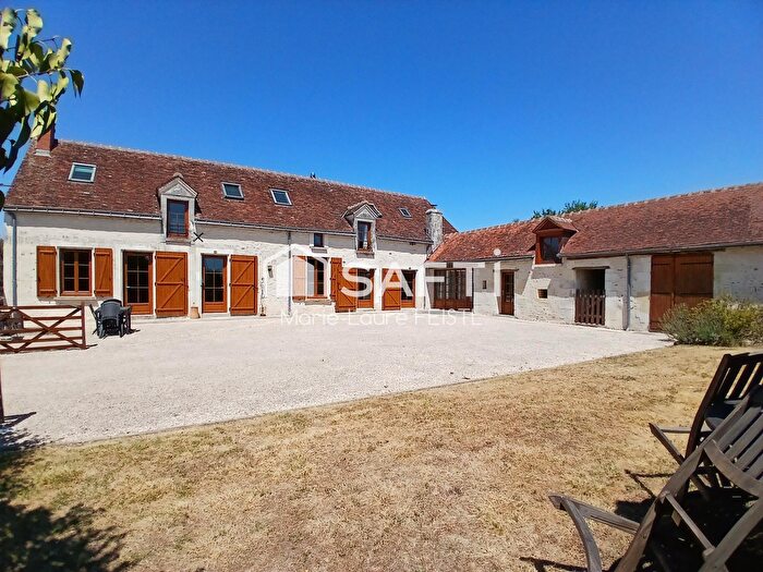 Charnizay : Maison 13 pièces à vendre