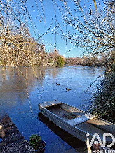 Maison à vendre - Ruelle-sur-Touvre - 5 pièces - 3 chambres